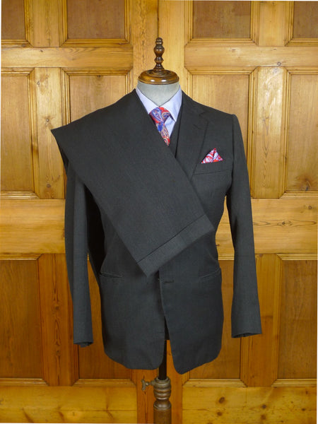 Newly Listed Mens Vintage Clothing – Savvy Row